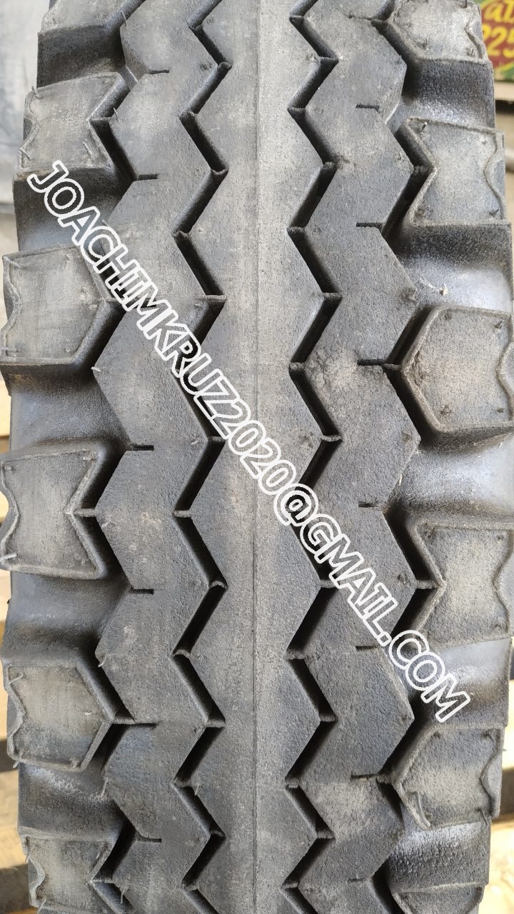 Reifen UAZ 452, UAZ 469, 215/90-15C - Ersatzteile UAZ